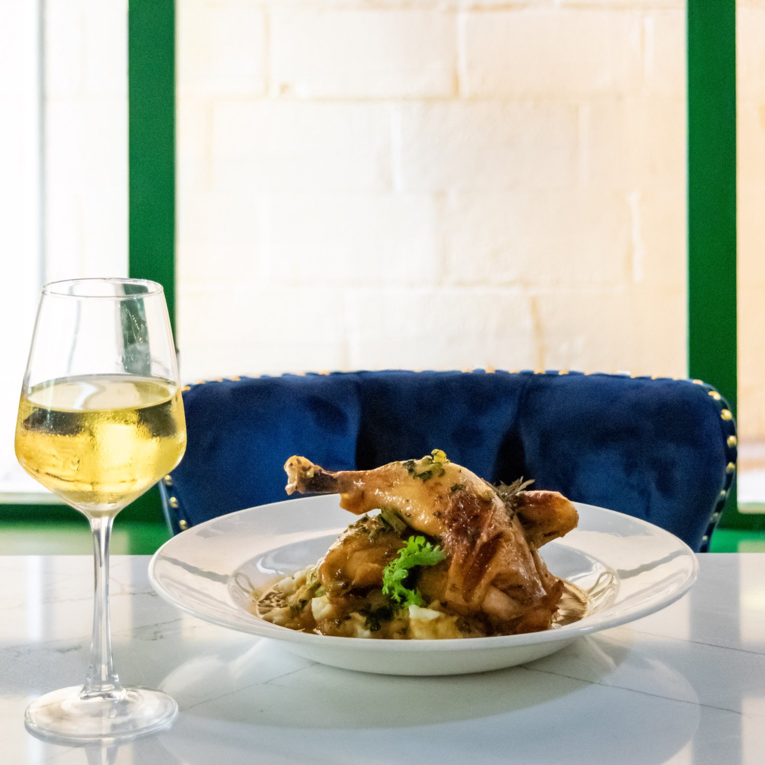 Home - The Daily Dish Restaurant