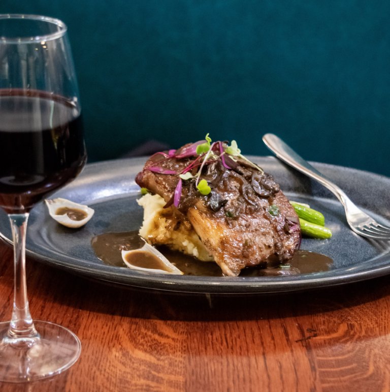 The Daily Dish Restaurant – Silver Spring Restaurant and Bar